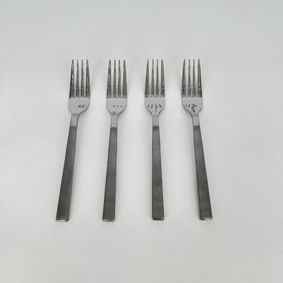 Oneida | Kitchen | Oneida Chefs Table Satin 8 Dinner Fork Set Of 2 18 ...